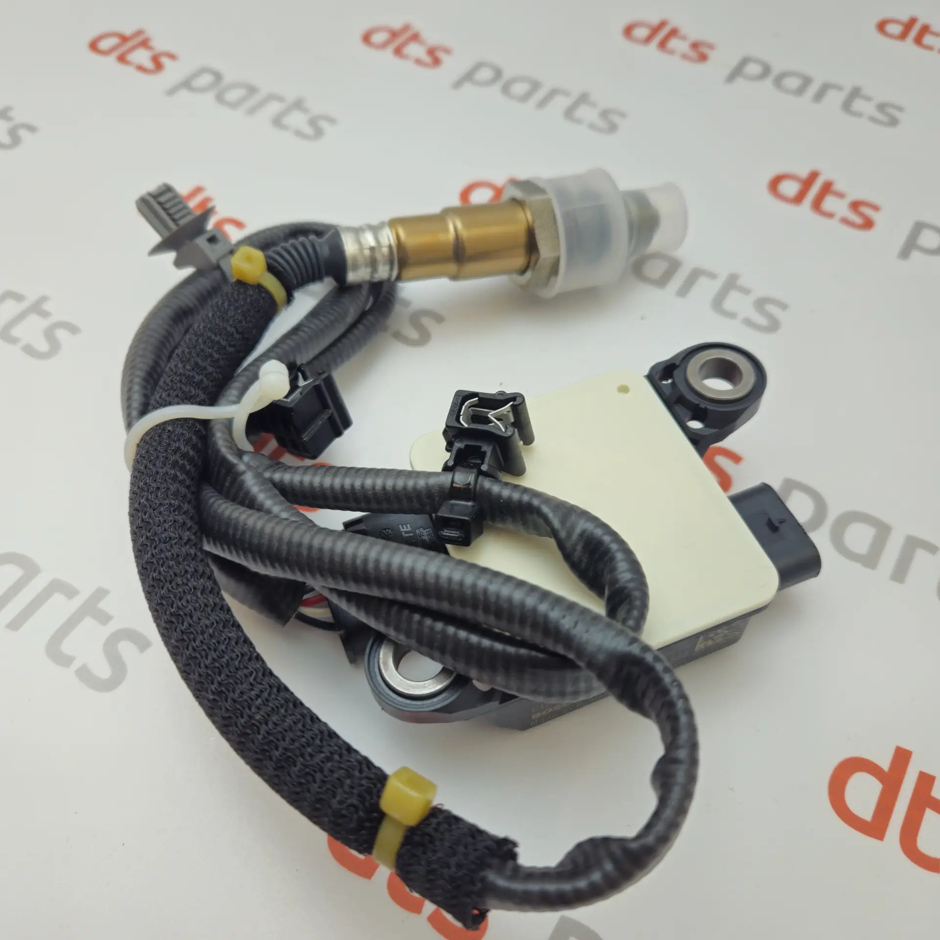 Ford 2355116 NOX Sensor OEM varaosakatalogi | Osta verkosta dts.lv