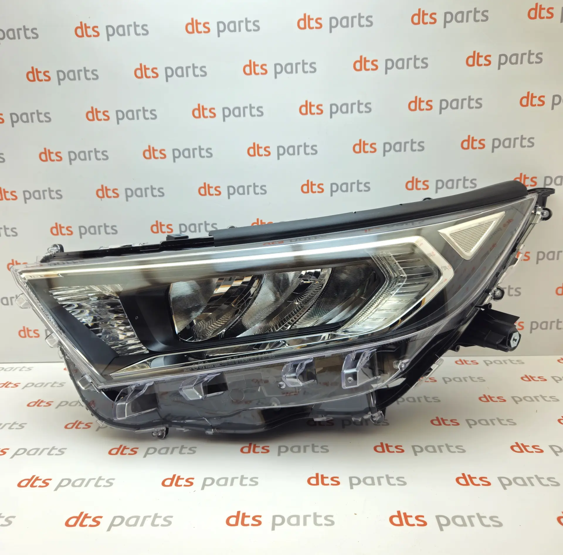 Toyota/Lexus 8118542842 Front left headlight OEM rezerves daļu katalogs ...
