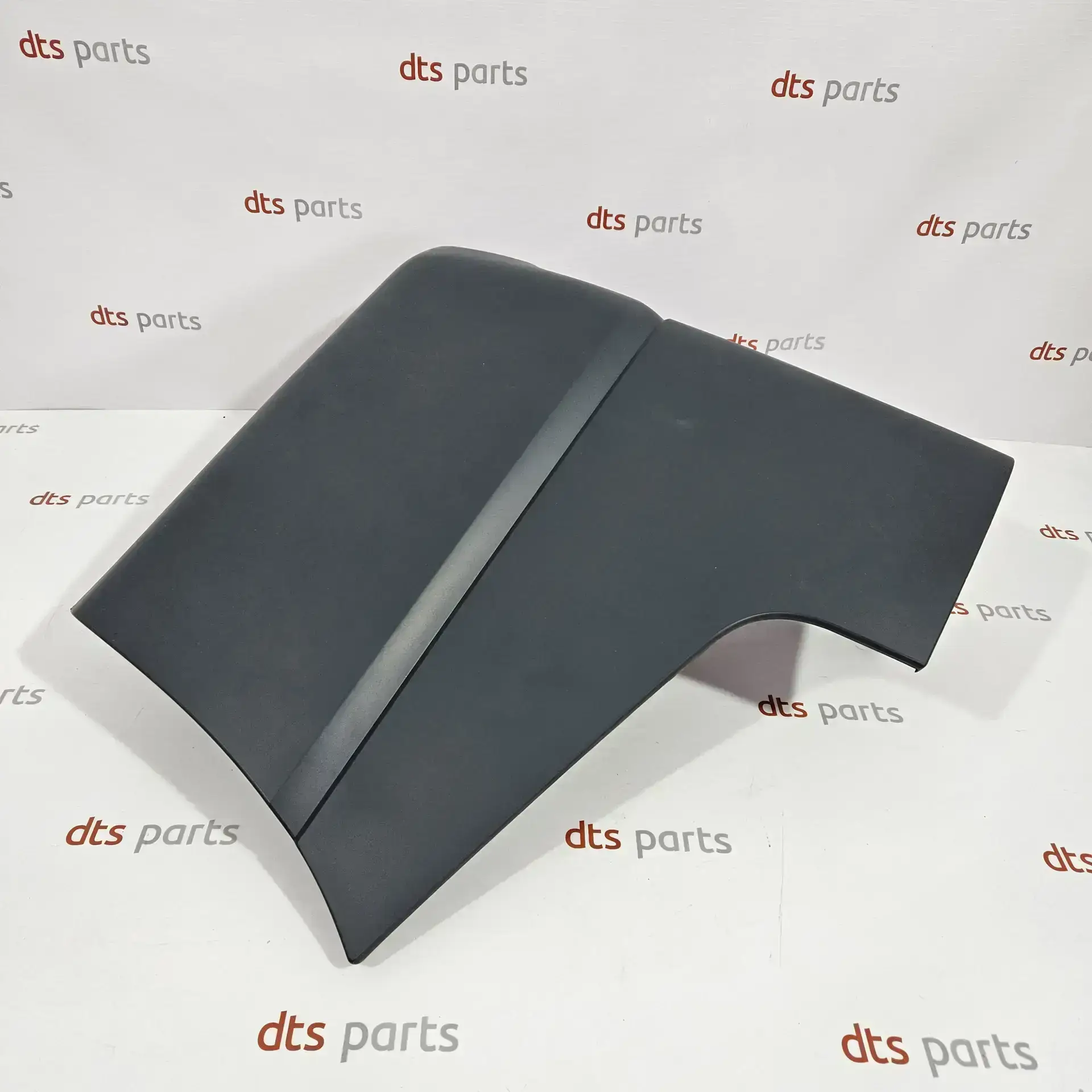 Renault 850165722R Rear right bumper corner OEM rezerves daļu katalogs ...